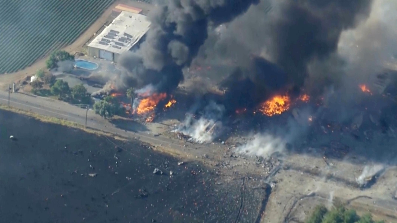 Search continues for 7 missing after huge explosion at California ...