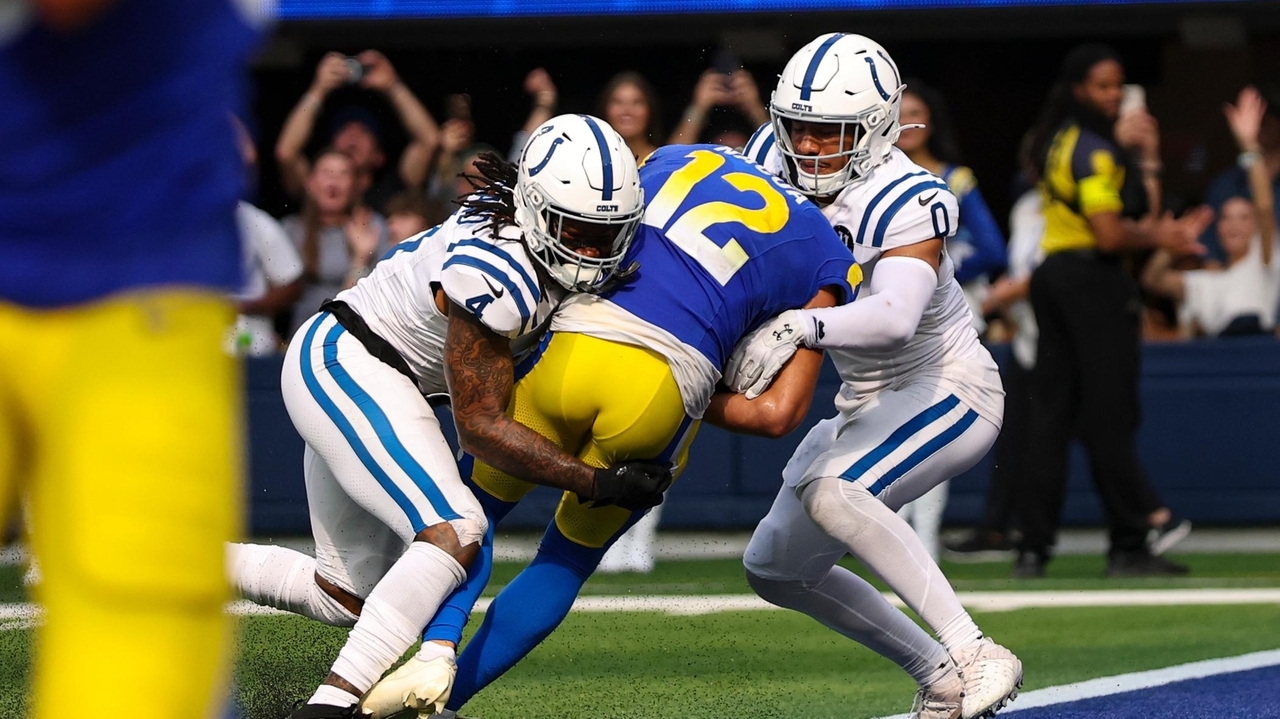 Colts cornerback Xavien Howard ends comeback amid poor performance ...