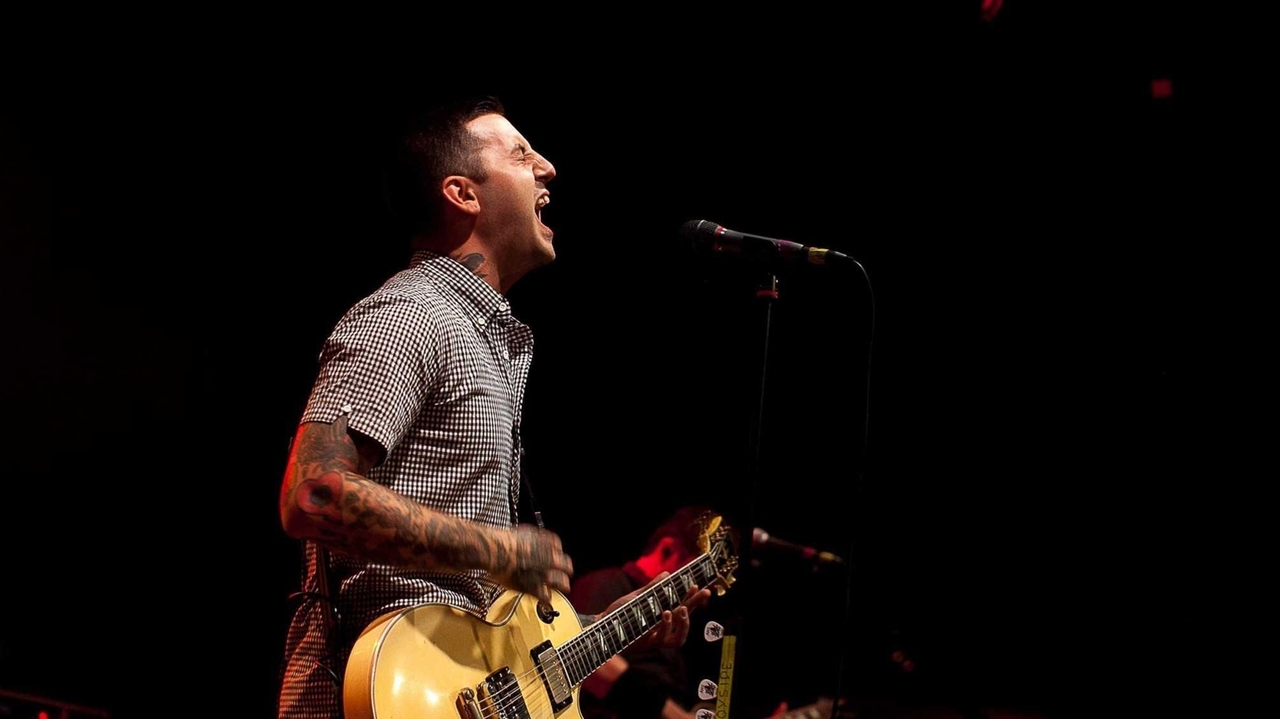 Bayside covers hits for its new release - Newsday