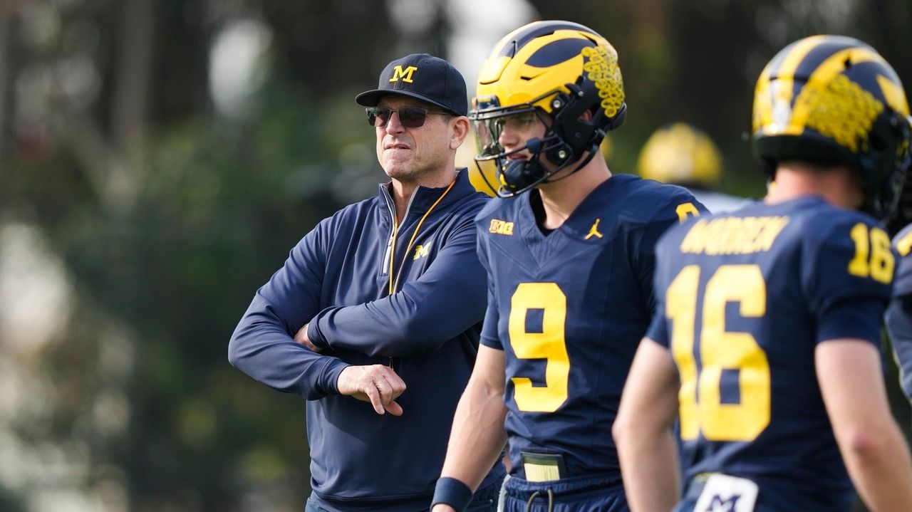 Michigan survived a tumultuous season with leadership, "Beat Bama ...