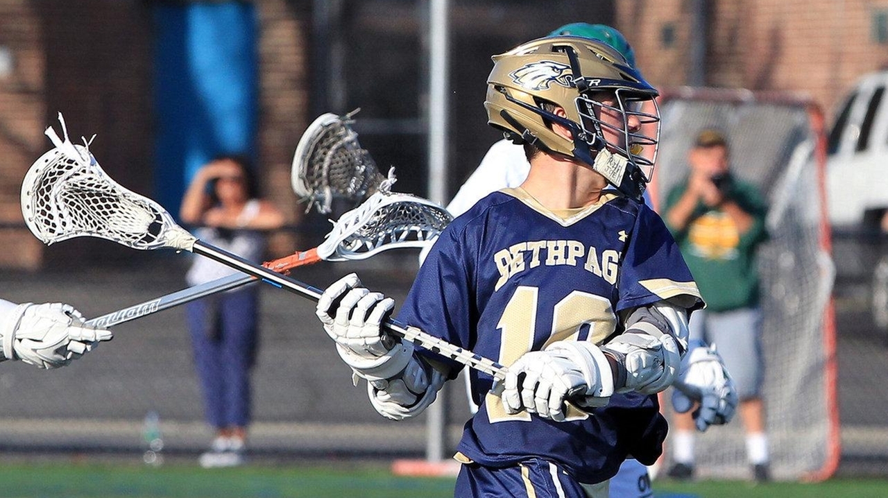 Joe Tierney’s spectacular goal boosts Bethpage - Newsday