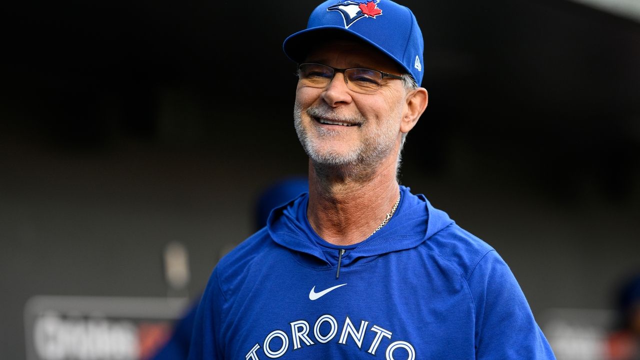 Blue Jays move Mattingly out of offensive coordinator role and back to ...
