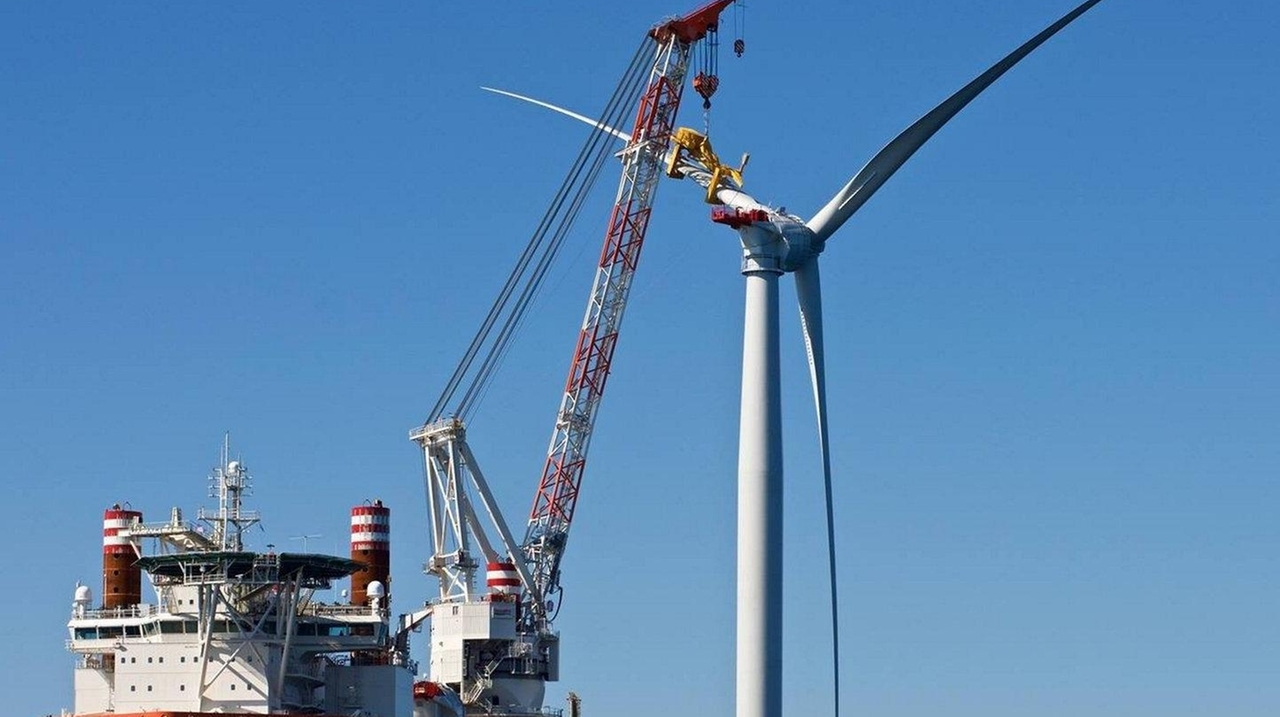 Feds to hold auction for wind turbines 11.5 miles off Jones Beach - Newsday