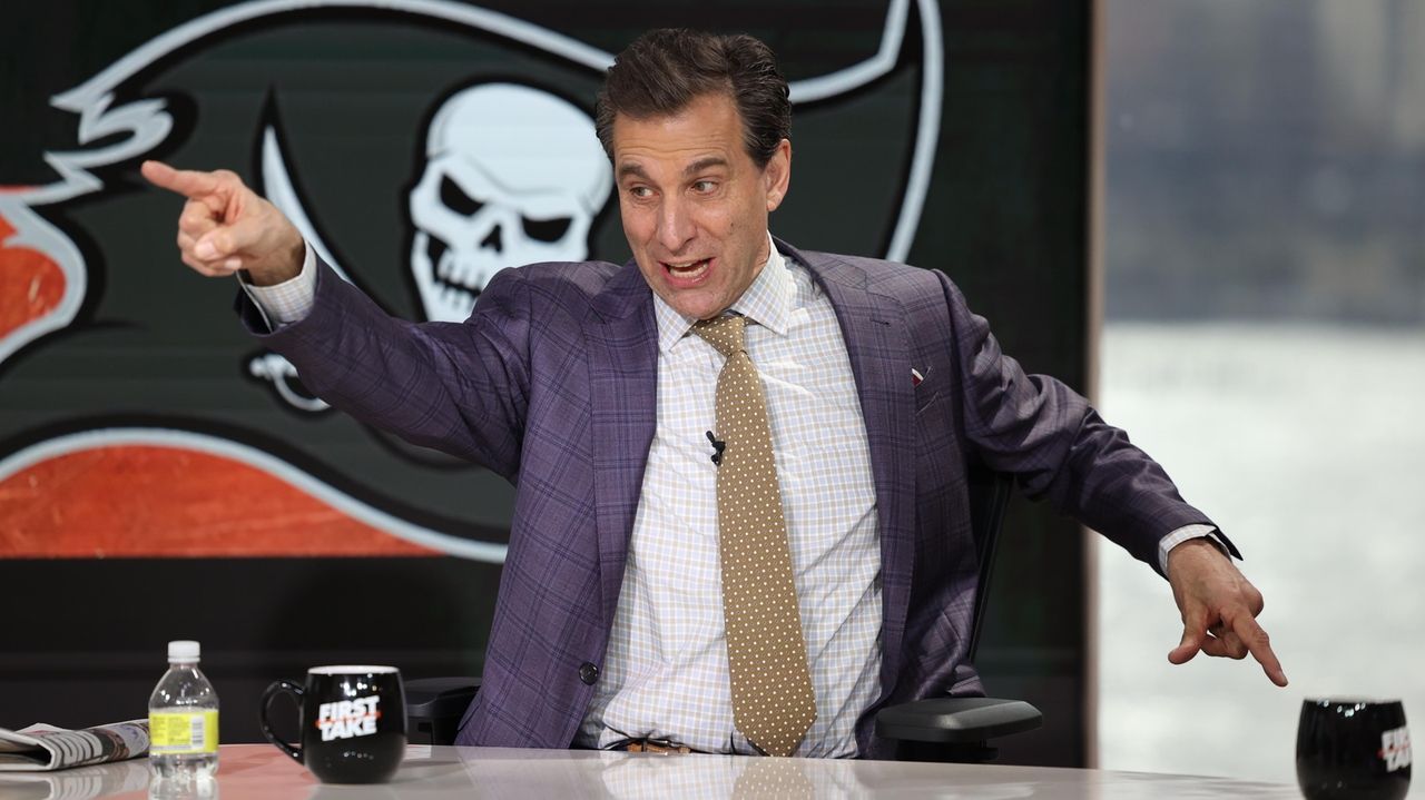 'Mad Dog' Chris Russo returns to Bar A for a SiriusXM show on Friday ...