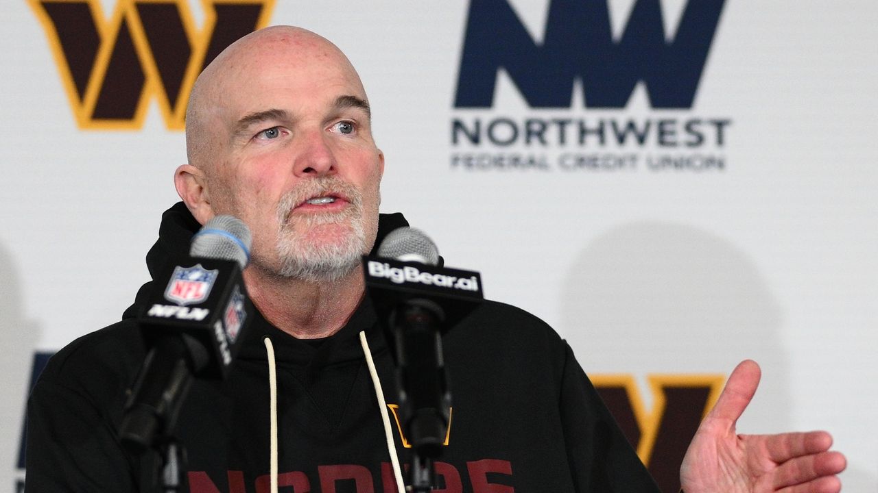 The Commanders showed more fight during a late brawl with the Eagles ...