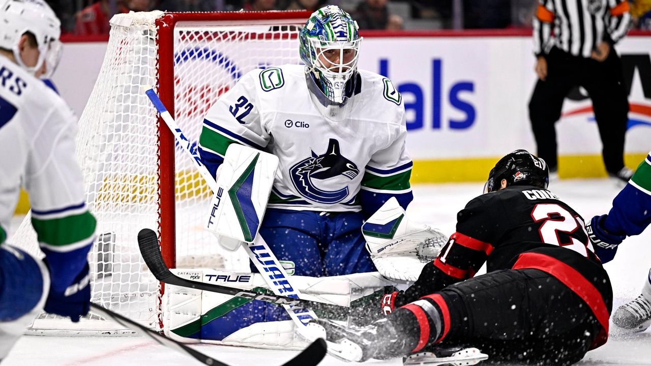 DeBrusk stars as the Canucks hold off the Senators for a 4-3 win - Newsday