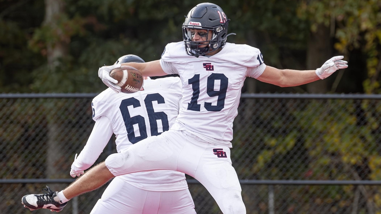 Suffolk football roundup for Week 7 - Newsday