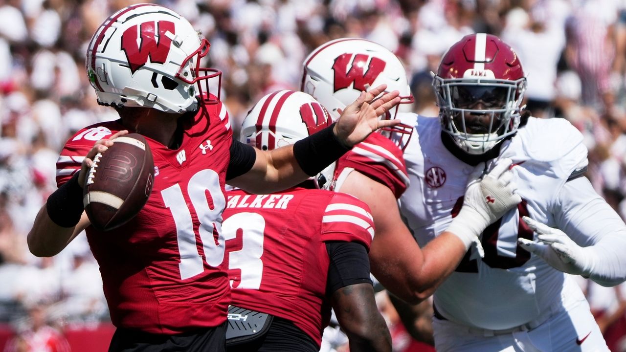 Wisconsin confident that QB Braedyn Locke's experience will help him ...
