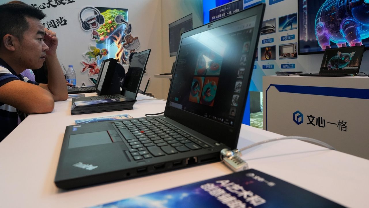 China's Baidu makes AI chatbot Ernie Bot publicly available - Newsday