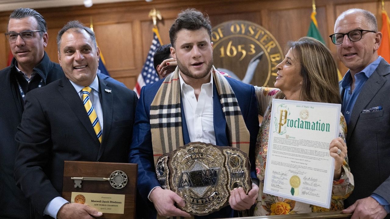 LI's MJF honored with ceremony at Oyster Bay - Newsday