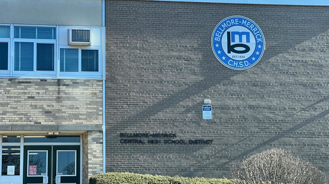 Elmont parents call for removing Bellmore-Merrick from HS sports ...