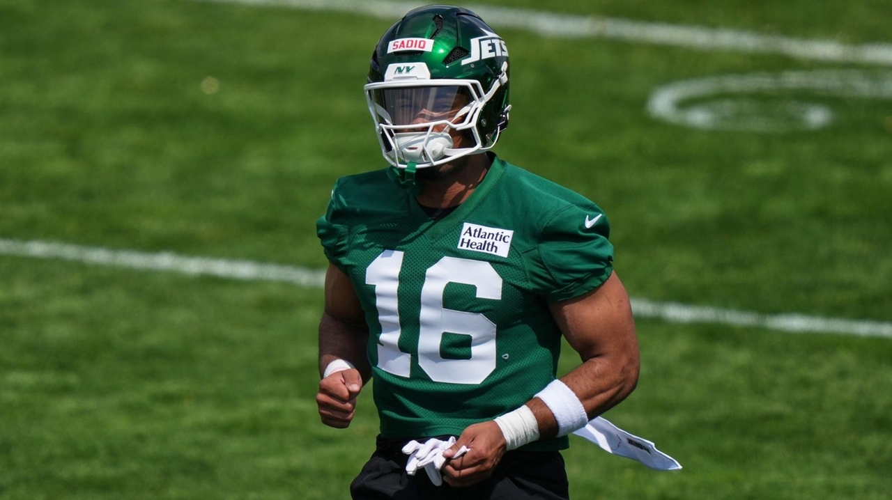 Will Kenyon Sadiq be ready for Jets training camp after hernia surgery ...