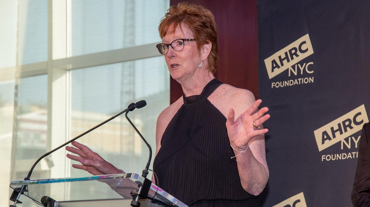 LI's Anne Gregory O'Connell gets moment in spotlight after record ...