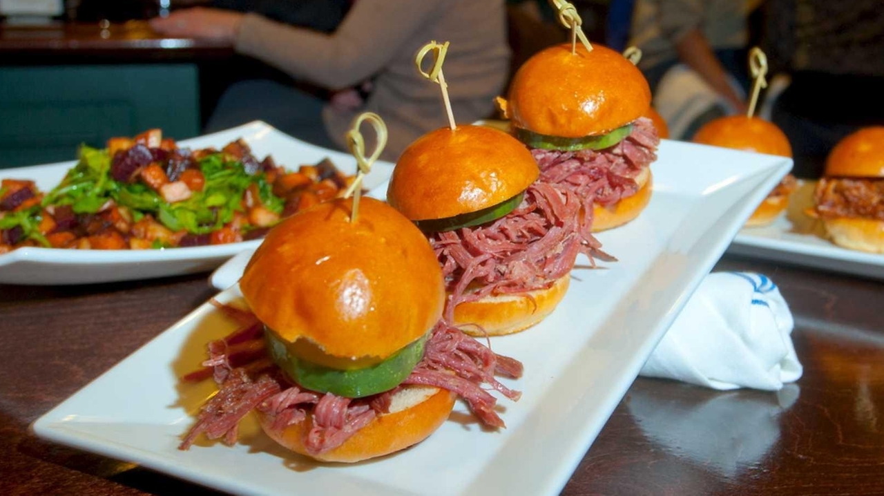 4 Long Island restaurants serving great sliders - Newsday