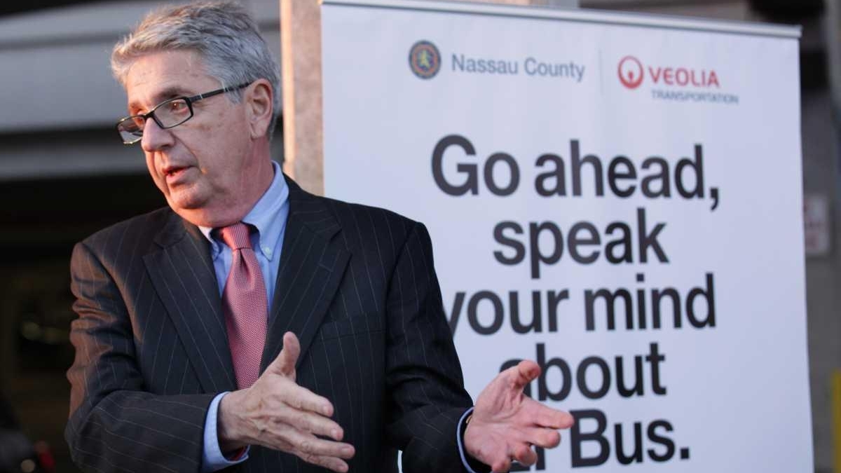 Letter: Veolia ready to roll Jan. 1 - Newsday