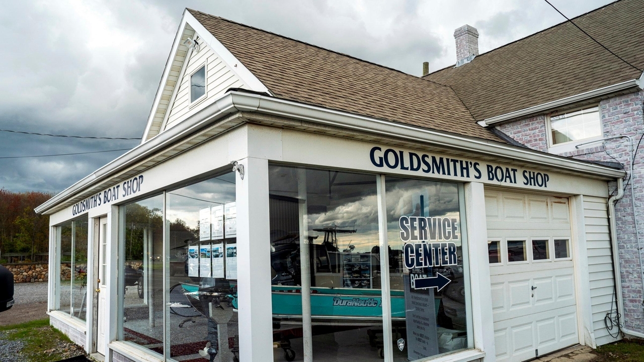 Goldsmith's Boat Shop of Southold, 'founding pillar' of North Fork ...