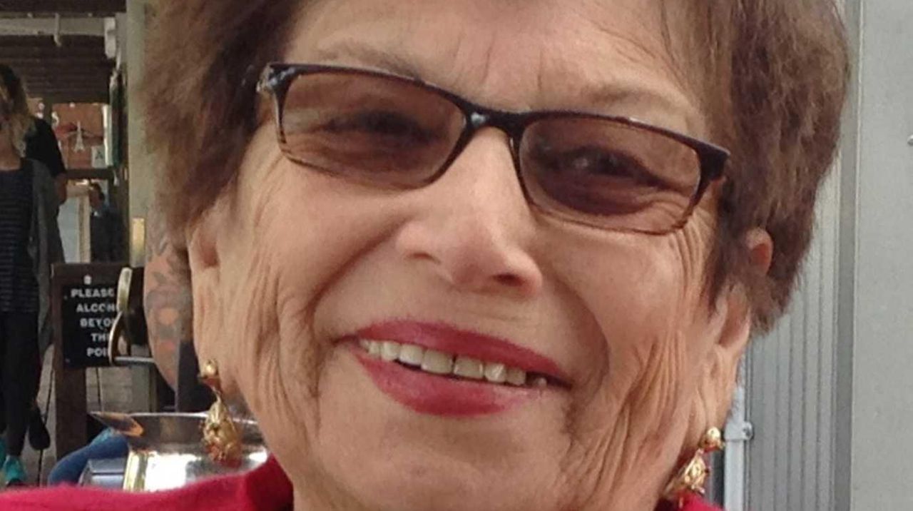 Barbara Freifeld dies; teacher whose career spanned generations was 89 ...