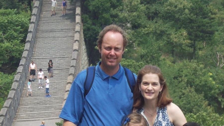 Howe takes family, love of golf, to China - Newsday