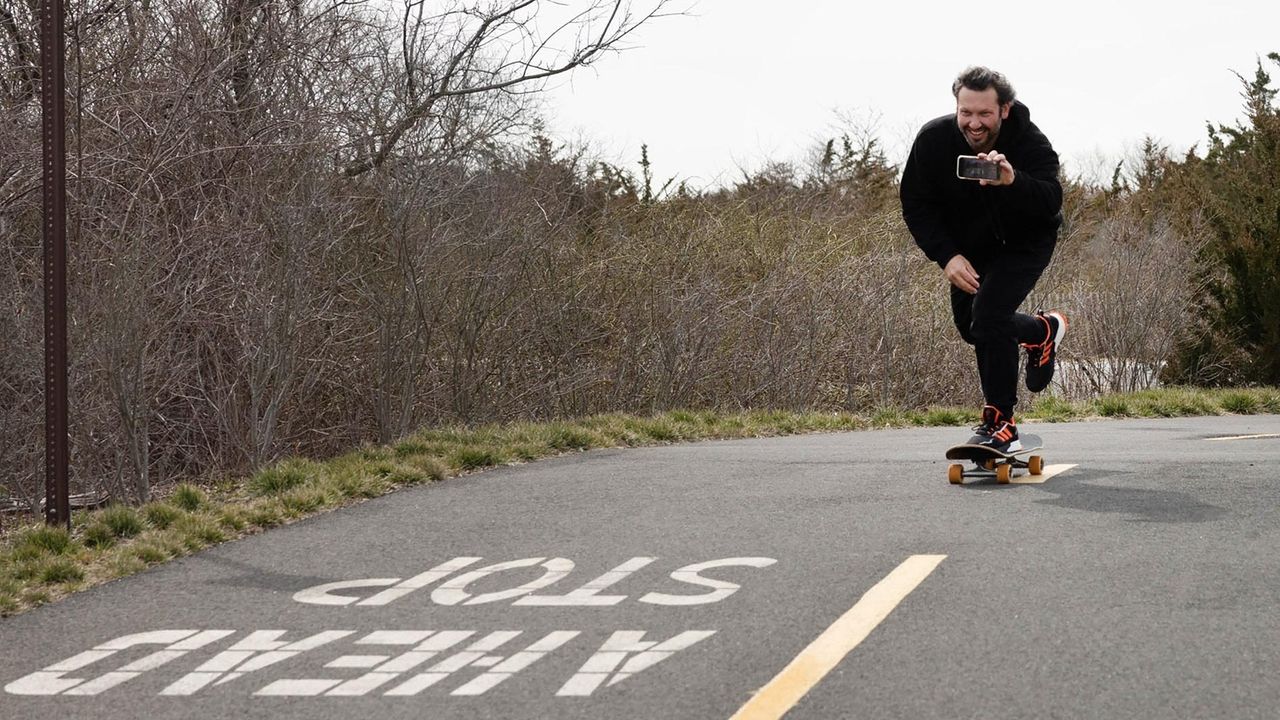Long Island skateboarder Chad Caruso's epic coast-to-coast ride - Newsday
