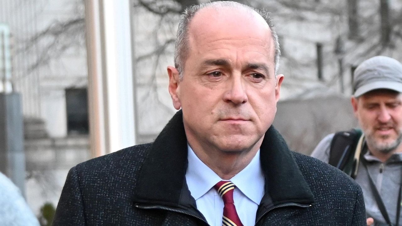 Ex-SBA president Ed Mullins sentenced to 2 years for defrauding police ...