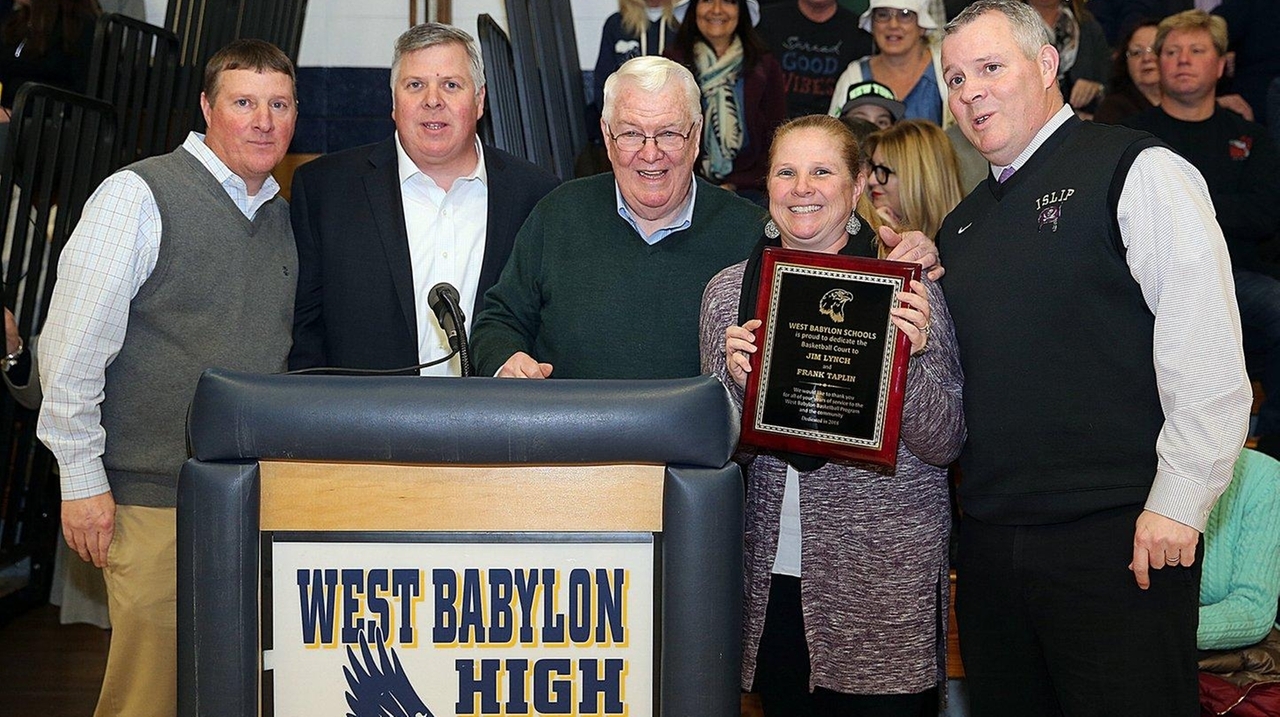 West Babylon names arena after ex-coaches - Newsday