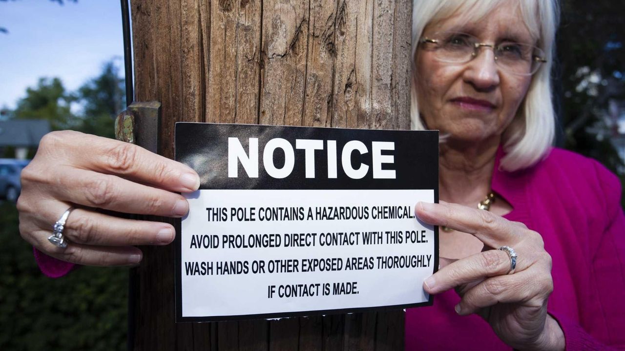 North Hempstead to require warnings on pentachlorophenol-treated ...