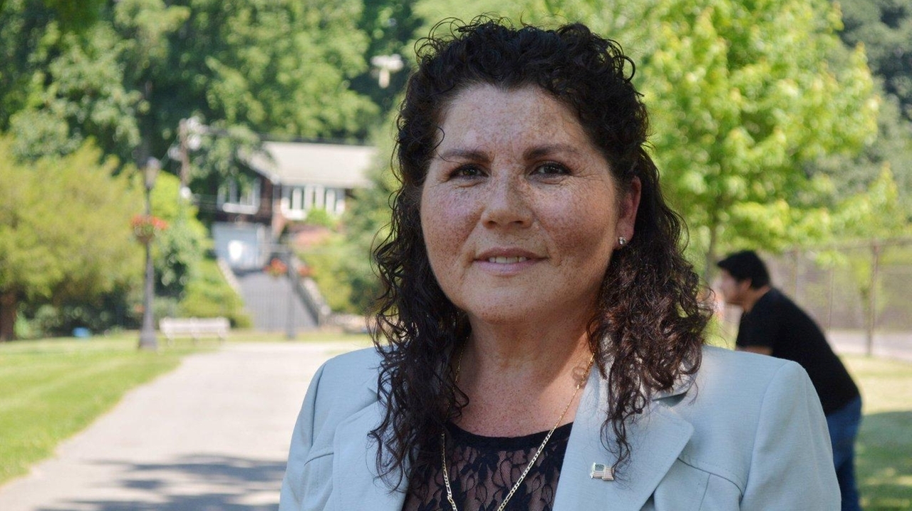 Glen Cove council candidate is first Hispanic woman to seek post - Newsday