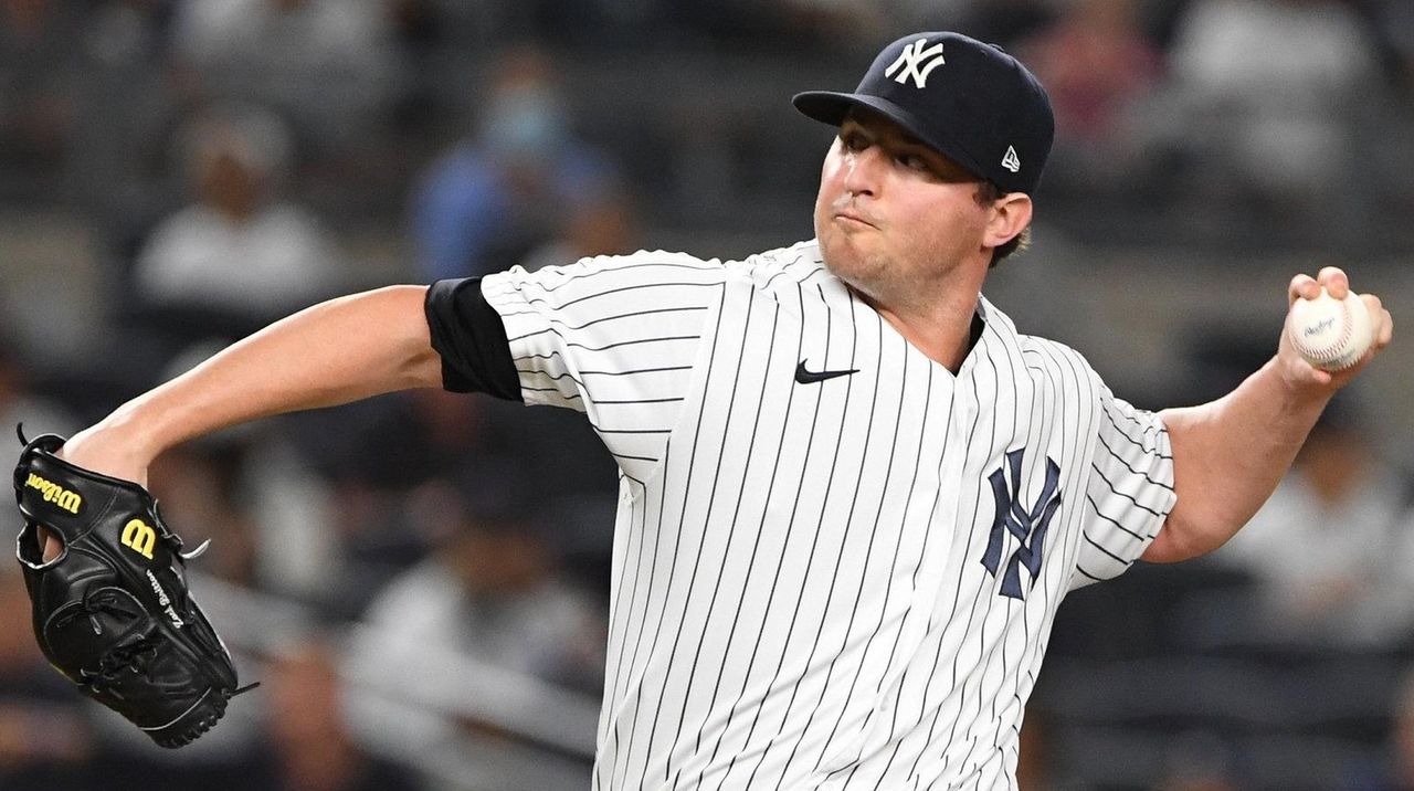 Yankees' Zack Britton awaits more advice before shutting down his ...
