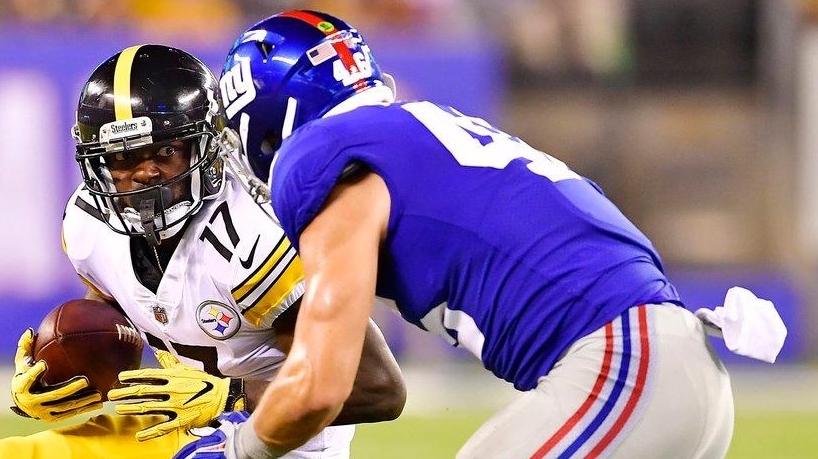 Calvin Munson gets unexpected promotion at linebacker - Newsday
