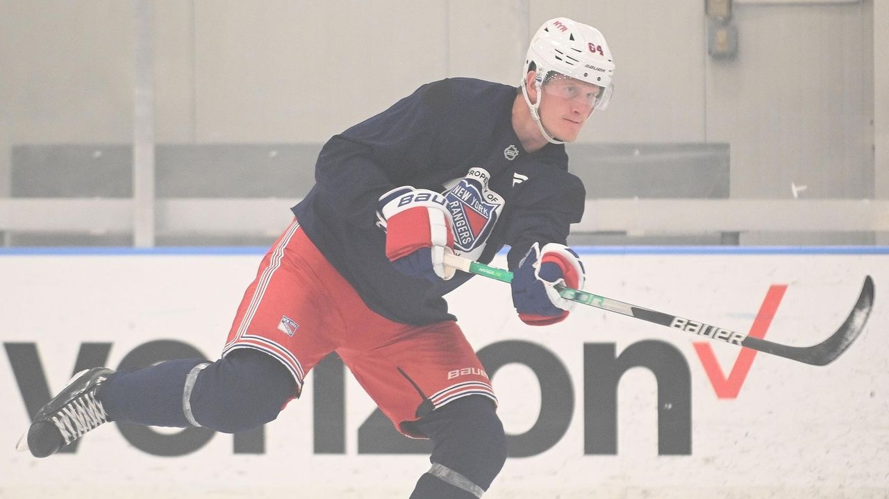 Rangers' Adam Edstrom hoping to make team after getting taste of the NHL last season - Newsday