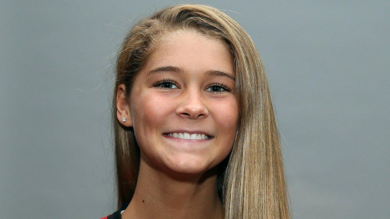 Connetquot’s Mackenzie Cole named All-American - Newsday