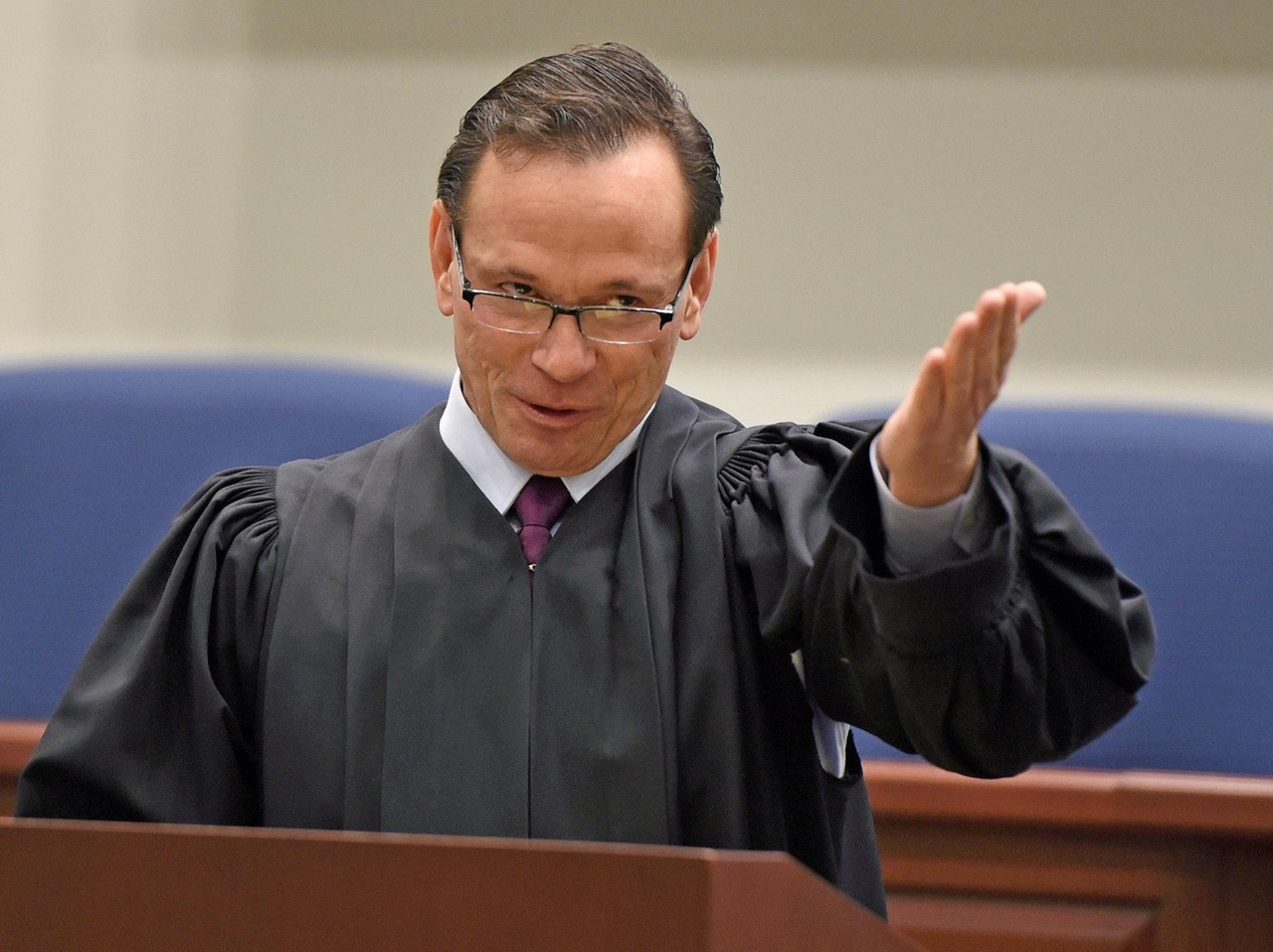 Suffolk judge resigns after DWI arrest, panel says - Newsday
