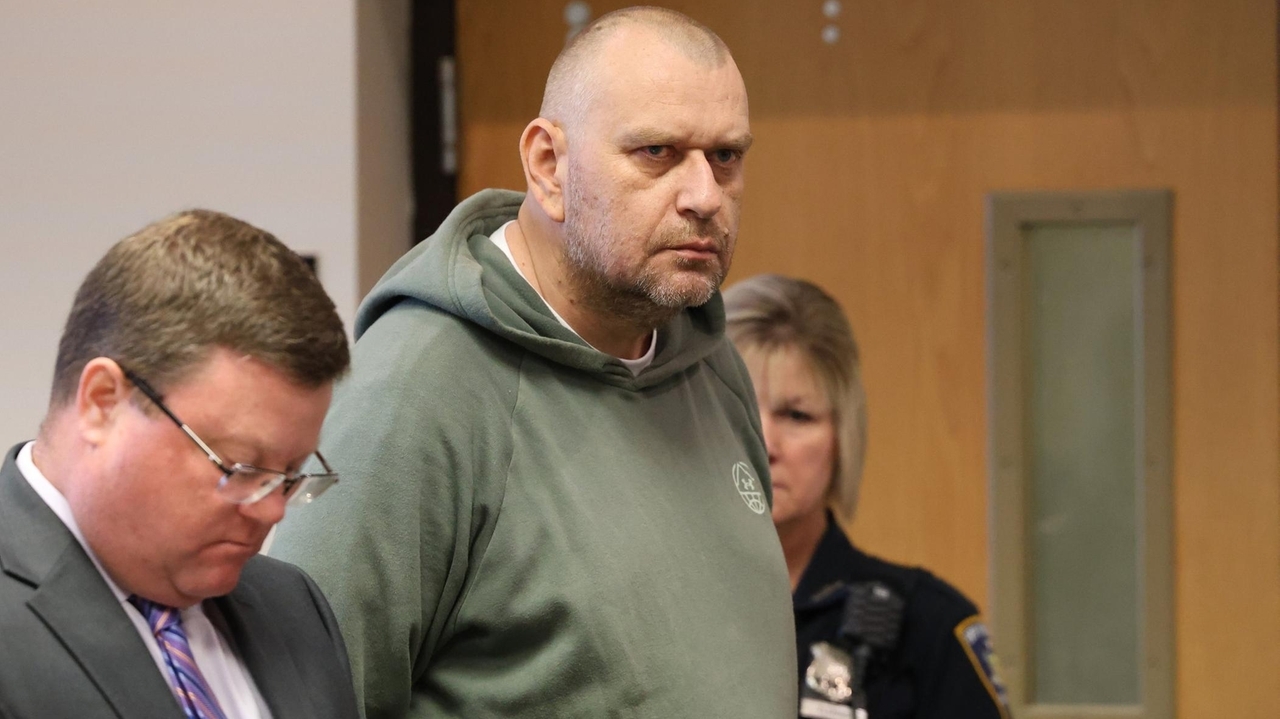 Accused stalker indicted in harassment case against LI nurse - Newsday