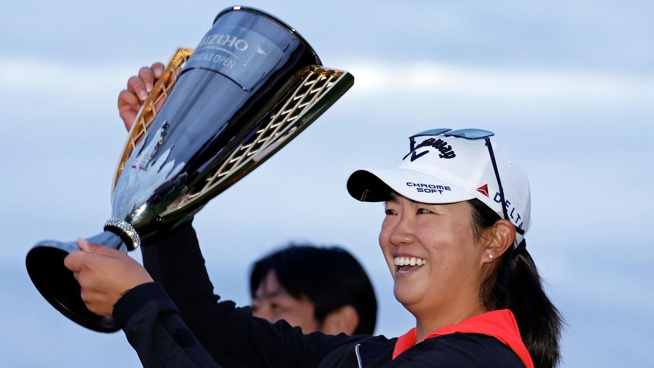 NCAA champ Rose Zhang 1st LPGA Tour winner in pro debut in 72 years ...