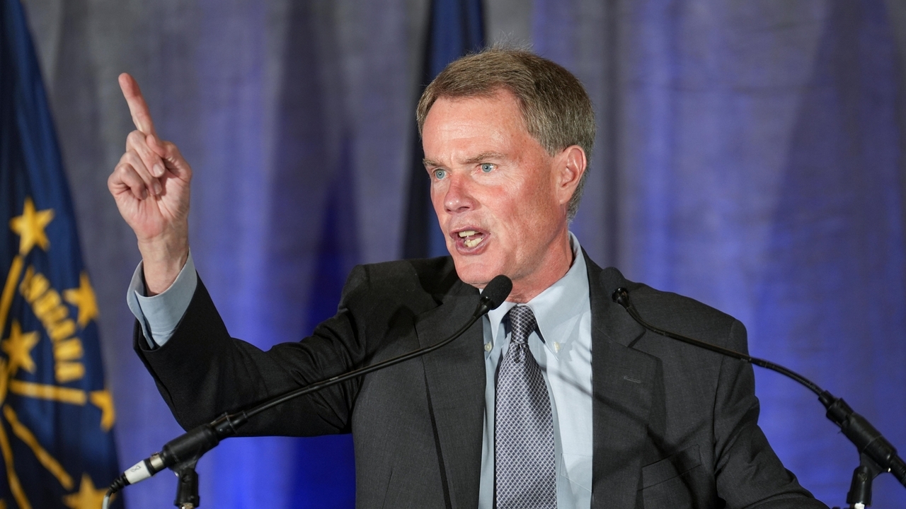 Indianapolis Democratic Mayor Joe Hogsett easily wins reelection after ...