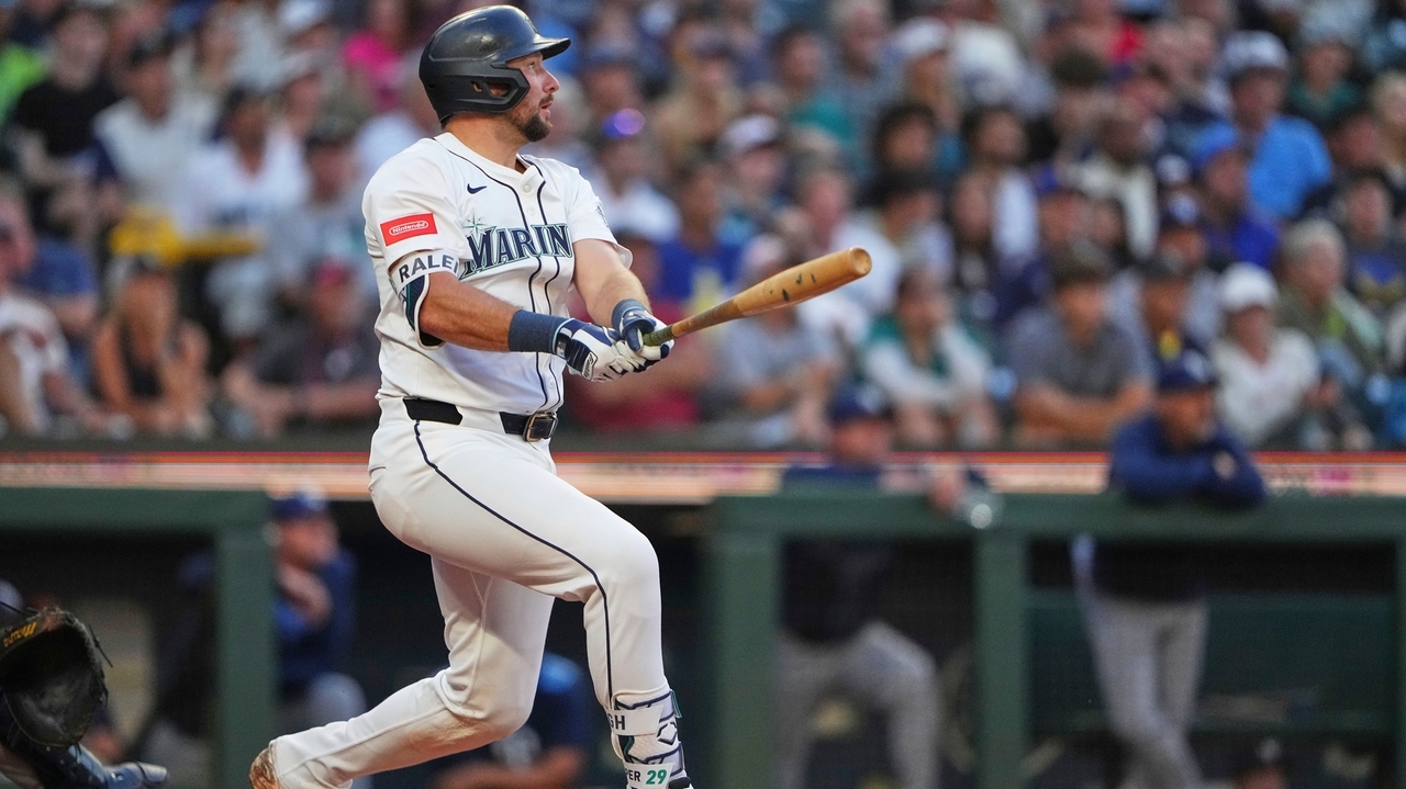 Raleigh hits MLB-best 44th homer and Rodríguez connects twice as ...