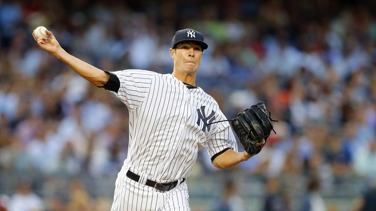 Shane Greene commits three of Yankees' five errors in loss to Rangers ...