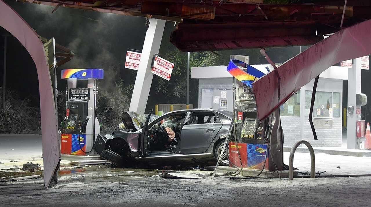 2 struck near vigil for fatal gas station crash in Commack, police say ...