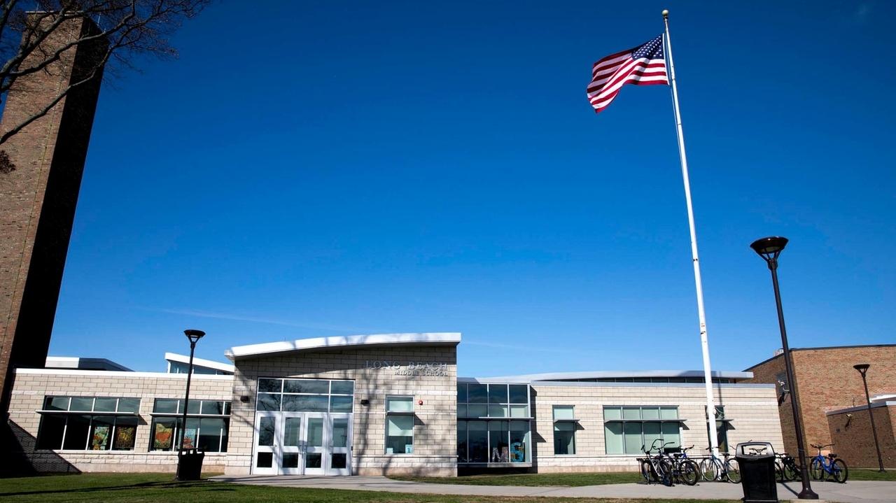 John Anfossi, wrestling coach at Long Beach Middle School, charged with ...