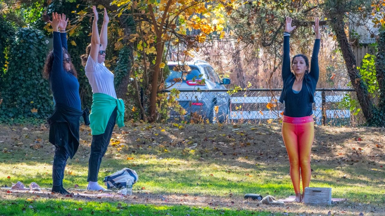 Perfect Halloween weather in the forecast; rain likely Friday - Newsday