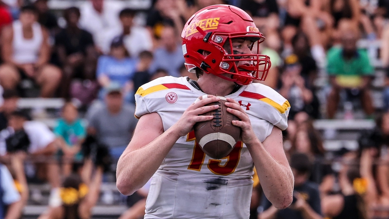 Chaminade QB Tim Murphy is Newsday's Athlete of the Week - Newsday