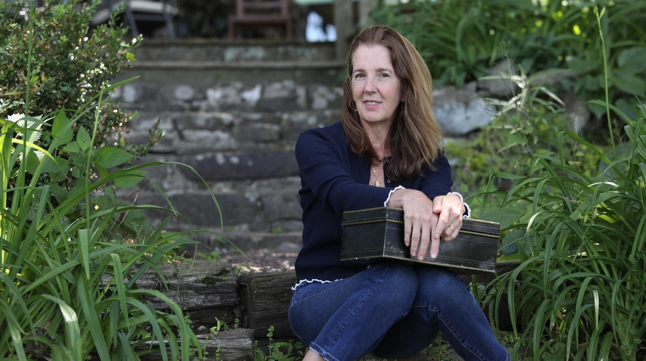 Hofstra prof Martha McPhee talks about her novel 'An Elegant Woman ...