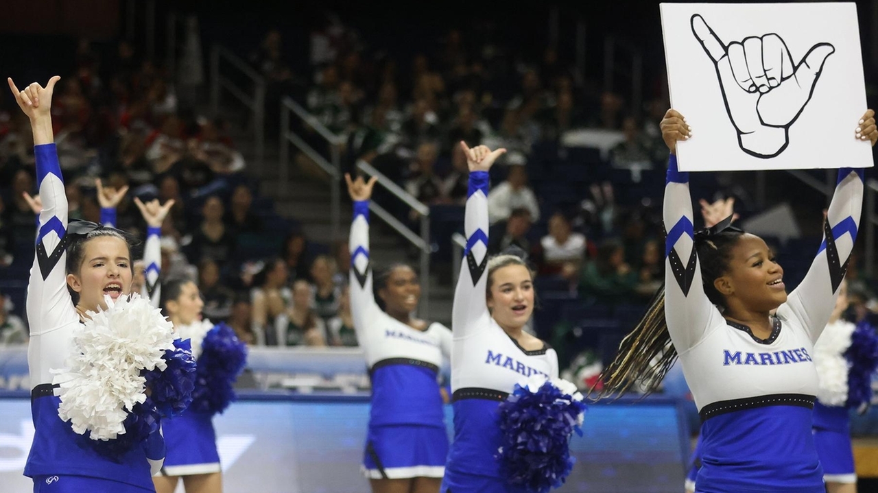 Newsday Cheer Fest: Long Beach - Newsday