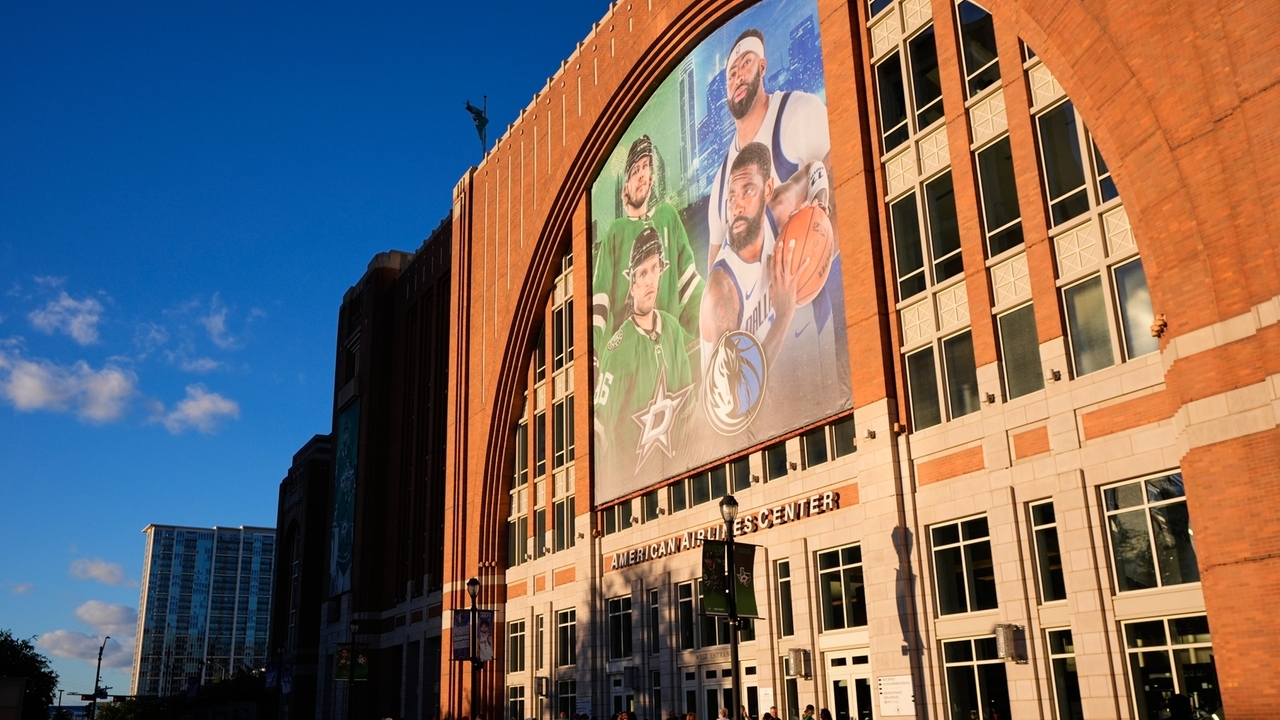 Dallas Mavericks have deal for arena site that would move club out of ...