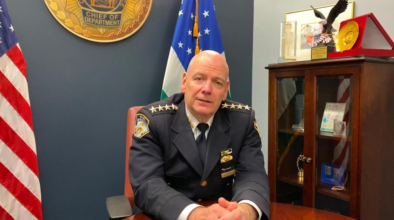 Coronavirus pandemic presents the NYPD with new challenges, officials ...