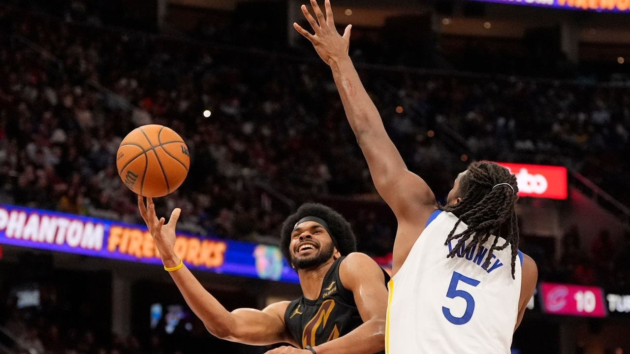 Perfect 10: High-scoring Cavaliers extend best start in team history ...