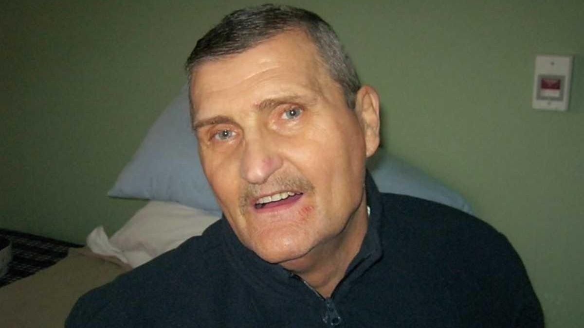 David Conroy, decorated veteran, dies at 61 - Newsday