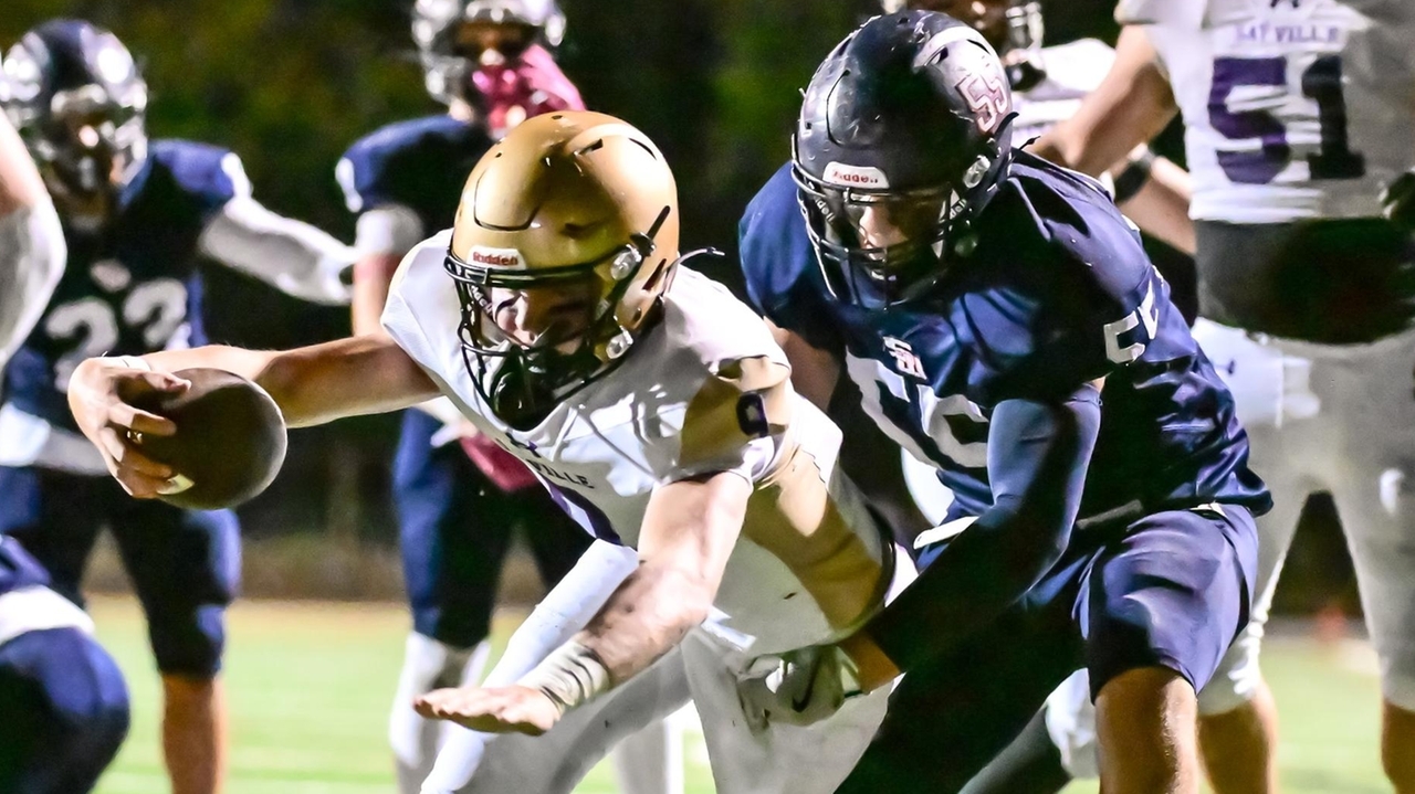 Sayville vs. Smithtown West - Newsday