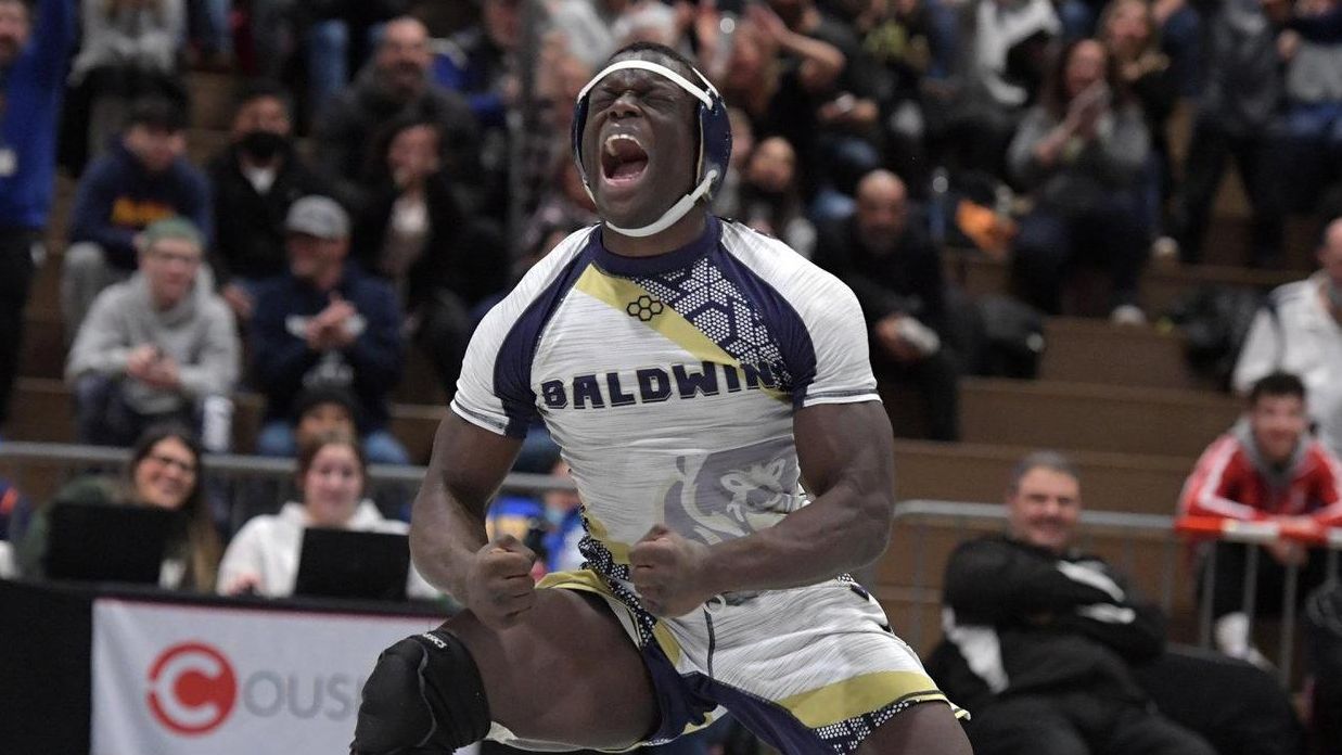 Nassau Division I wrestling champions for 2022 - Newsday