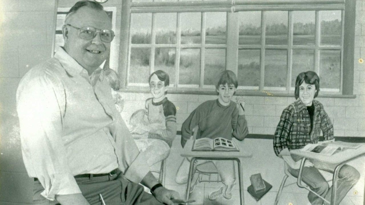 Richard Griffith, artist and teacher, dies - Newsday